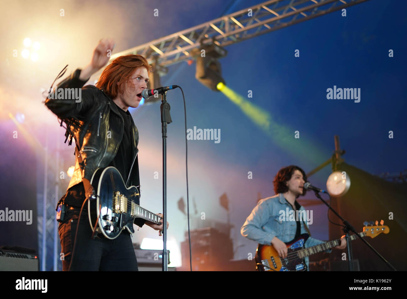 Matt thomson hi-res stock photography and images - Alamy