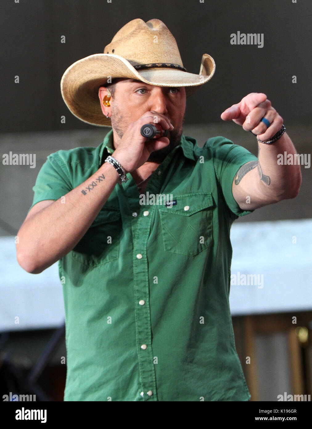 Jason aldeen hi-res stock photography and images - Alamy