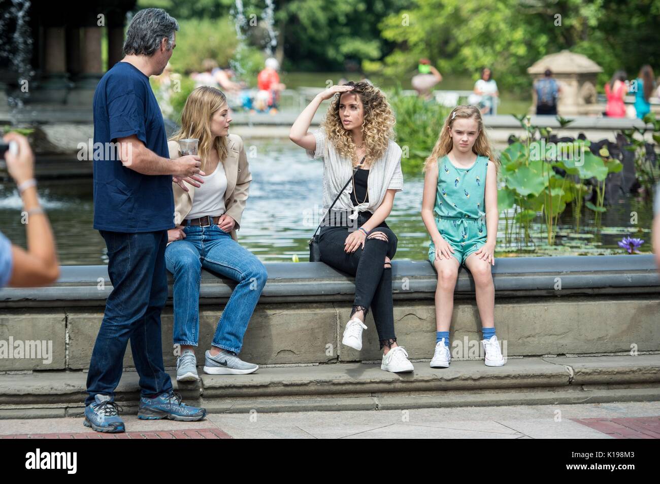 Andrea Di Stefano, Rosamund Pike, Ana de Armas, on the set of 'Three ...