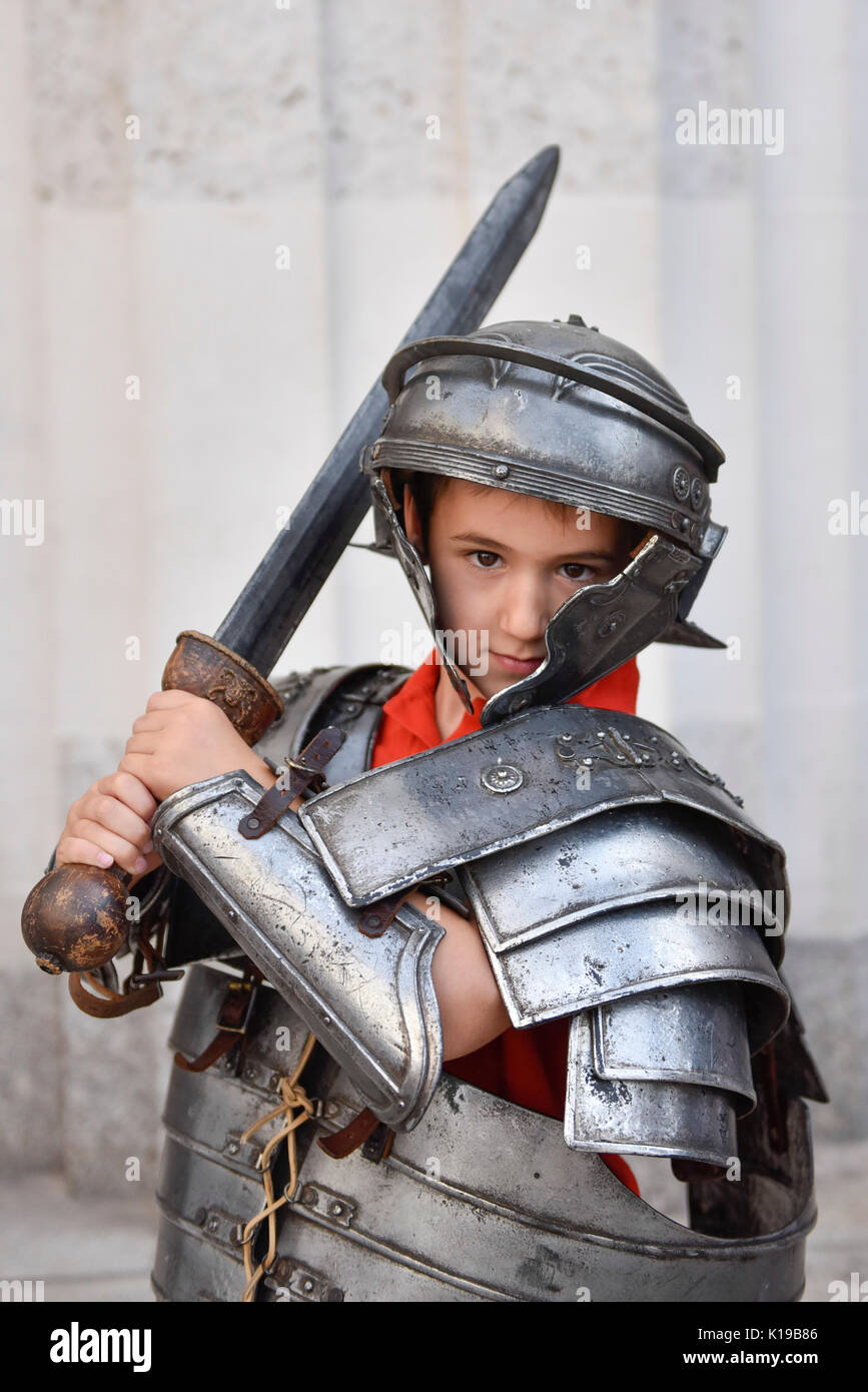 London, UK. 26th Aug, 2017. Cyrus Hopkinson, aged 6, from west London ...