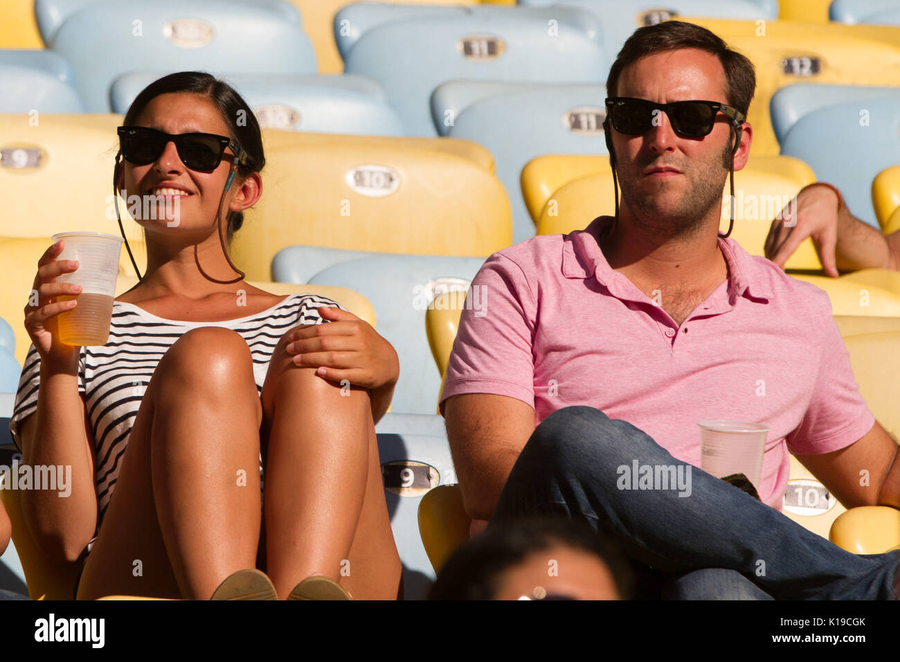 Rio De Janeiro, Brazil. 26th Aug, 2017. Fluminense fans catching Sun ...