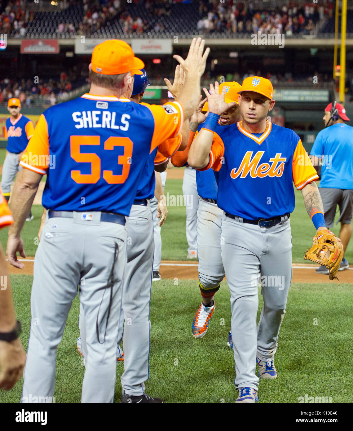 New york mets shortstop asdrubal cabrera 13 hi-res stock photography ...