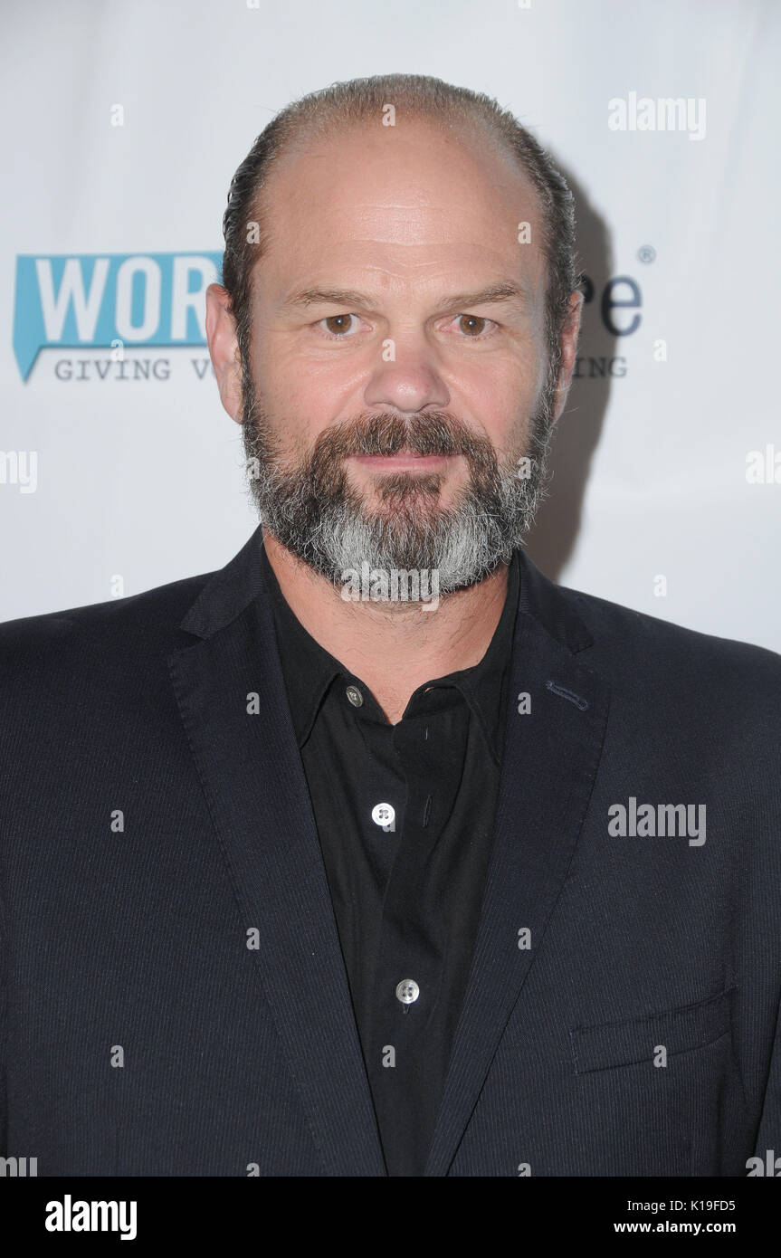 Chris bauer the wire hi-res stock photography and images - Alamy