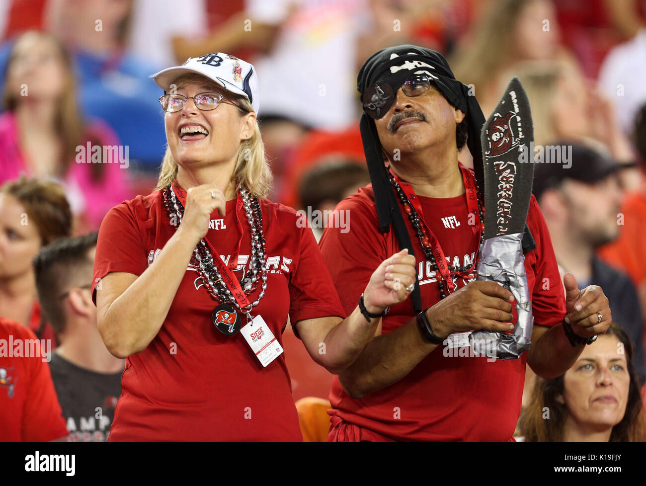 Tampa, Florida, USA. 26th Aug, 2017. MONICA HERNDON | Times.Fans cheer ...