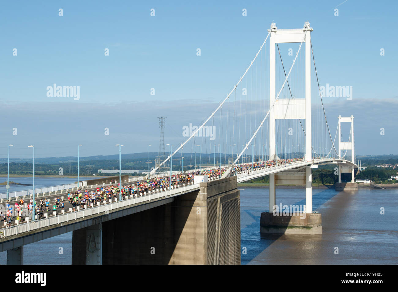 Severn bridge half marathon hi-res stock photography and images - Alamy
