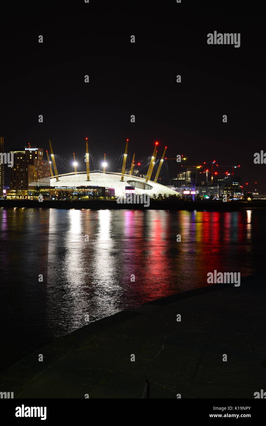 O2 london hi-res stock photography and images - Alamy