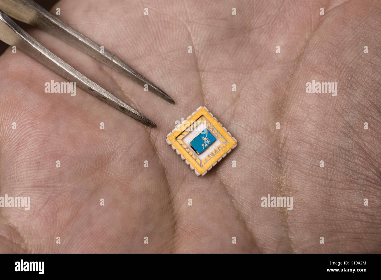 Graphene transistor hi-res stock photography and images - Alamy