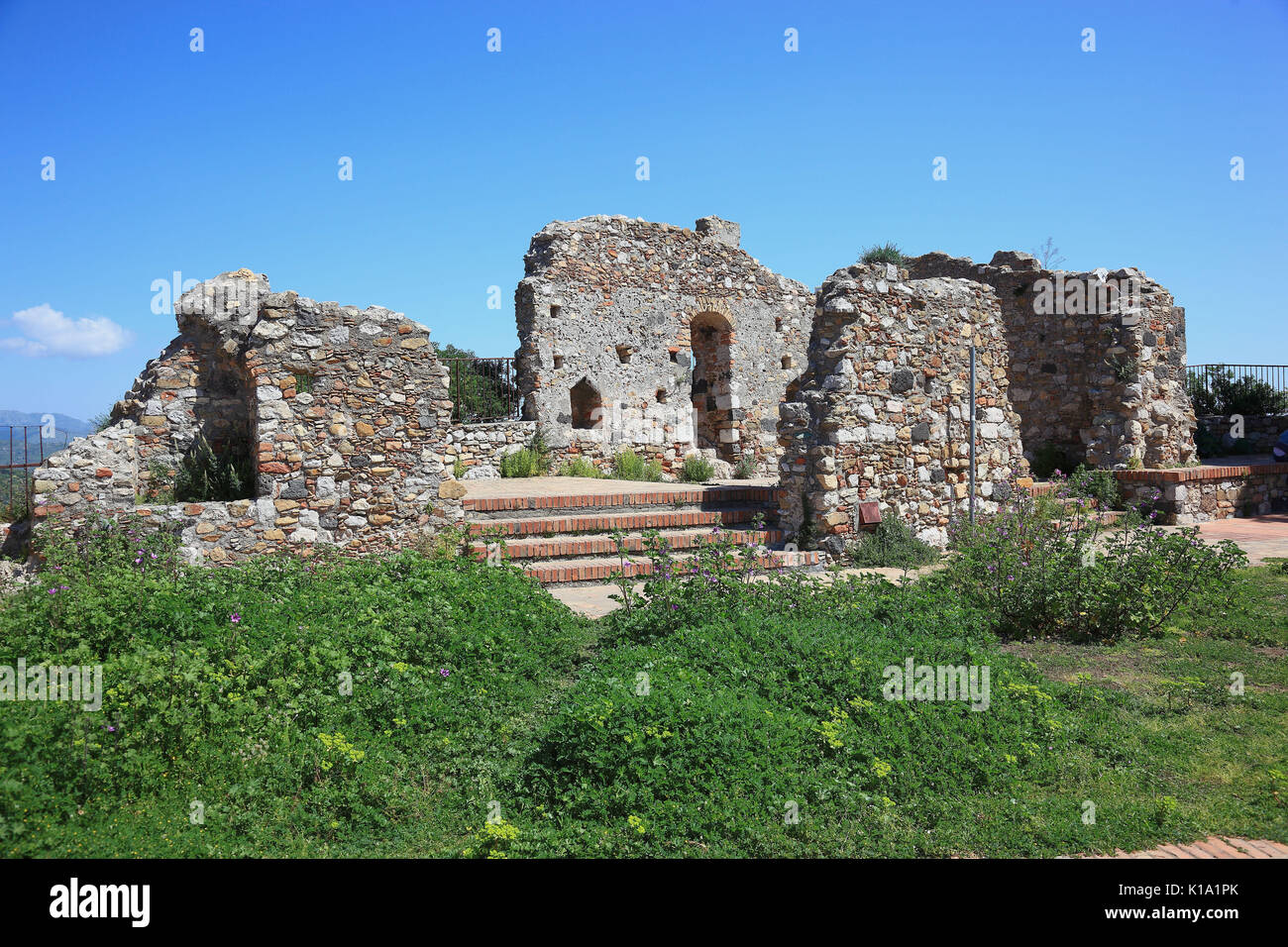 Taormina castle hi-res stock photography and images - Alamy