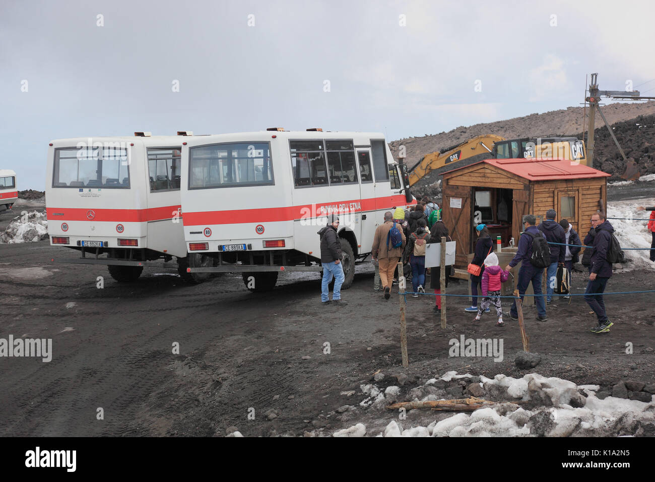 Sicily, shuttle bus at the lift station to Etna Stock Photo - Alamy