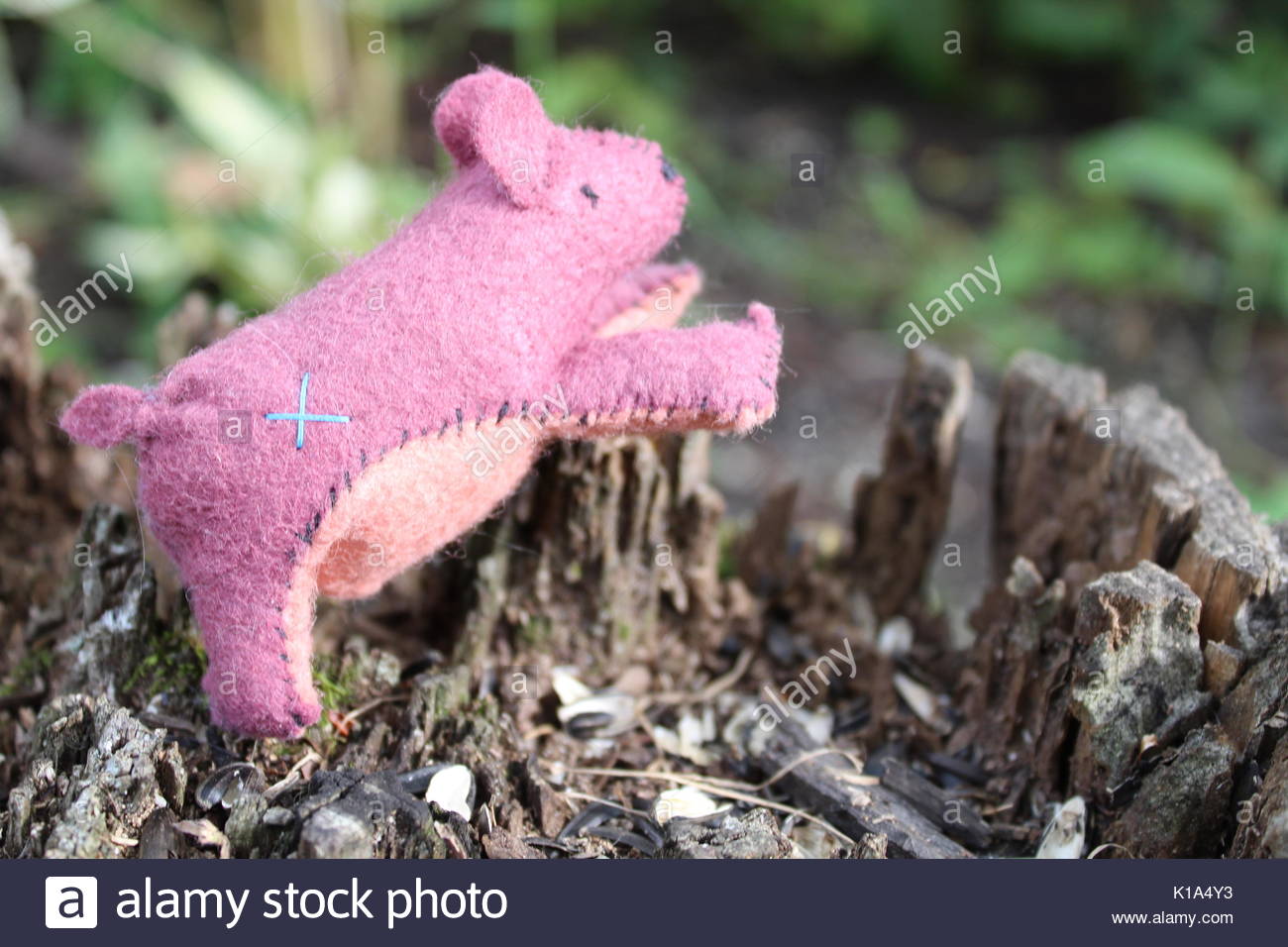 Pile Of Teddy Bears High Resolution Stock Photography and Images - Alamy