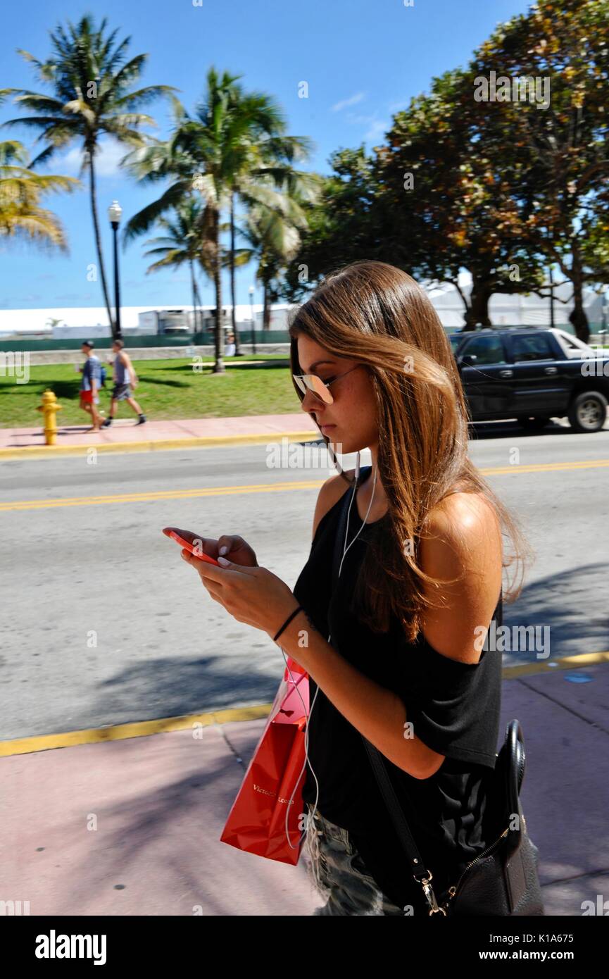 Distracted Walk At Work