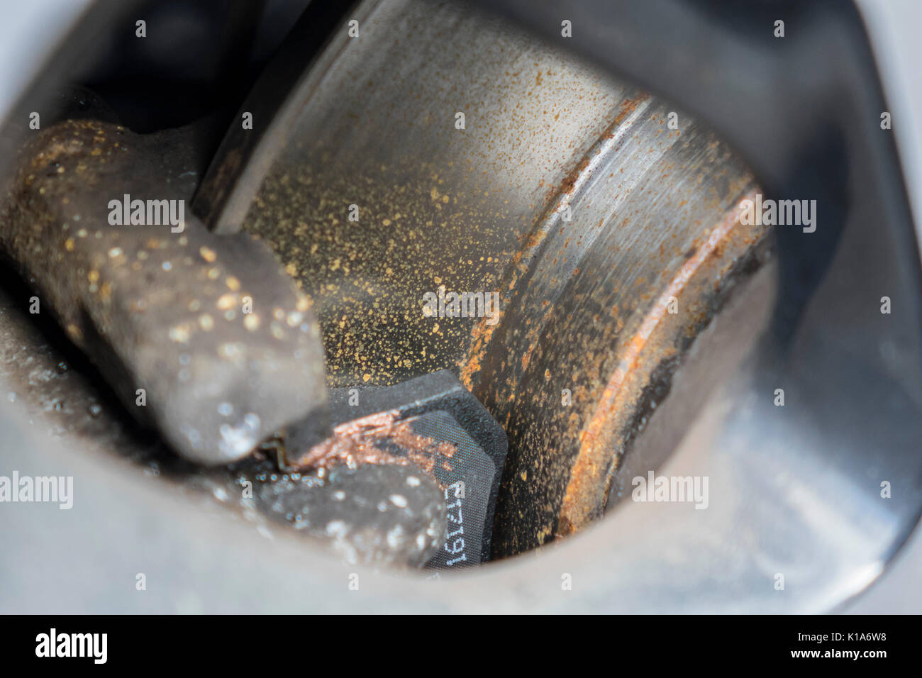 Rust spots form on car's brake discs and calipers within 24 hours of ...