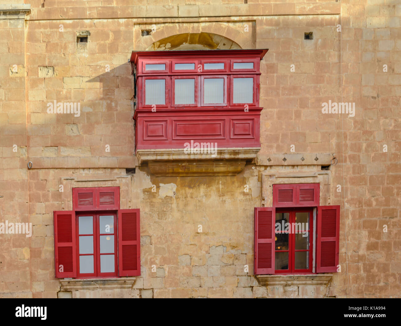 Red balcony hi-res stock photography and images - Alamy