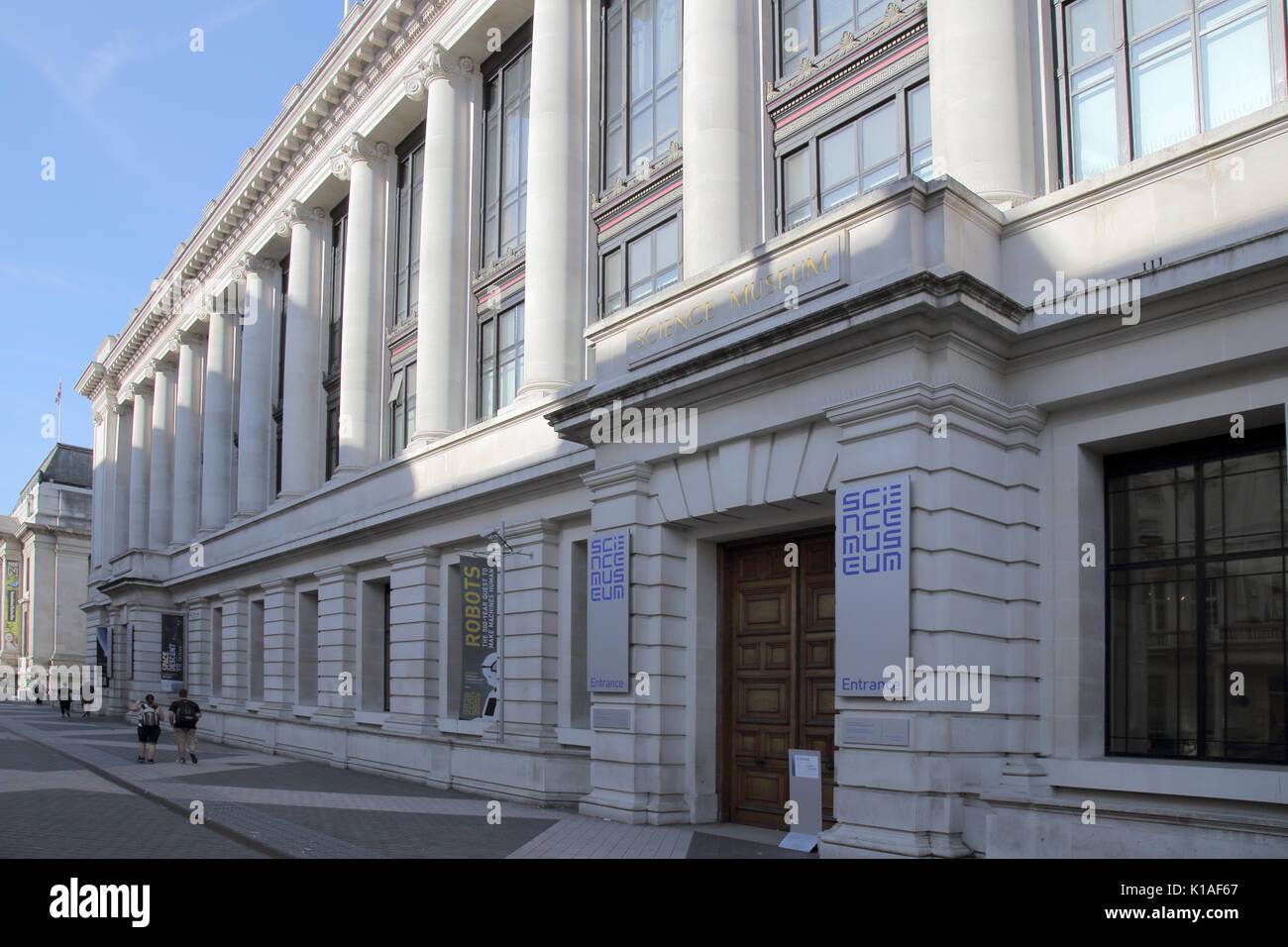 entrance to the science museum south kensington london Stock Photo - Alamy