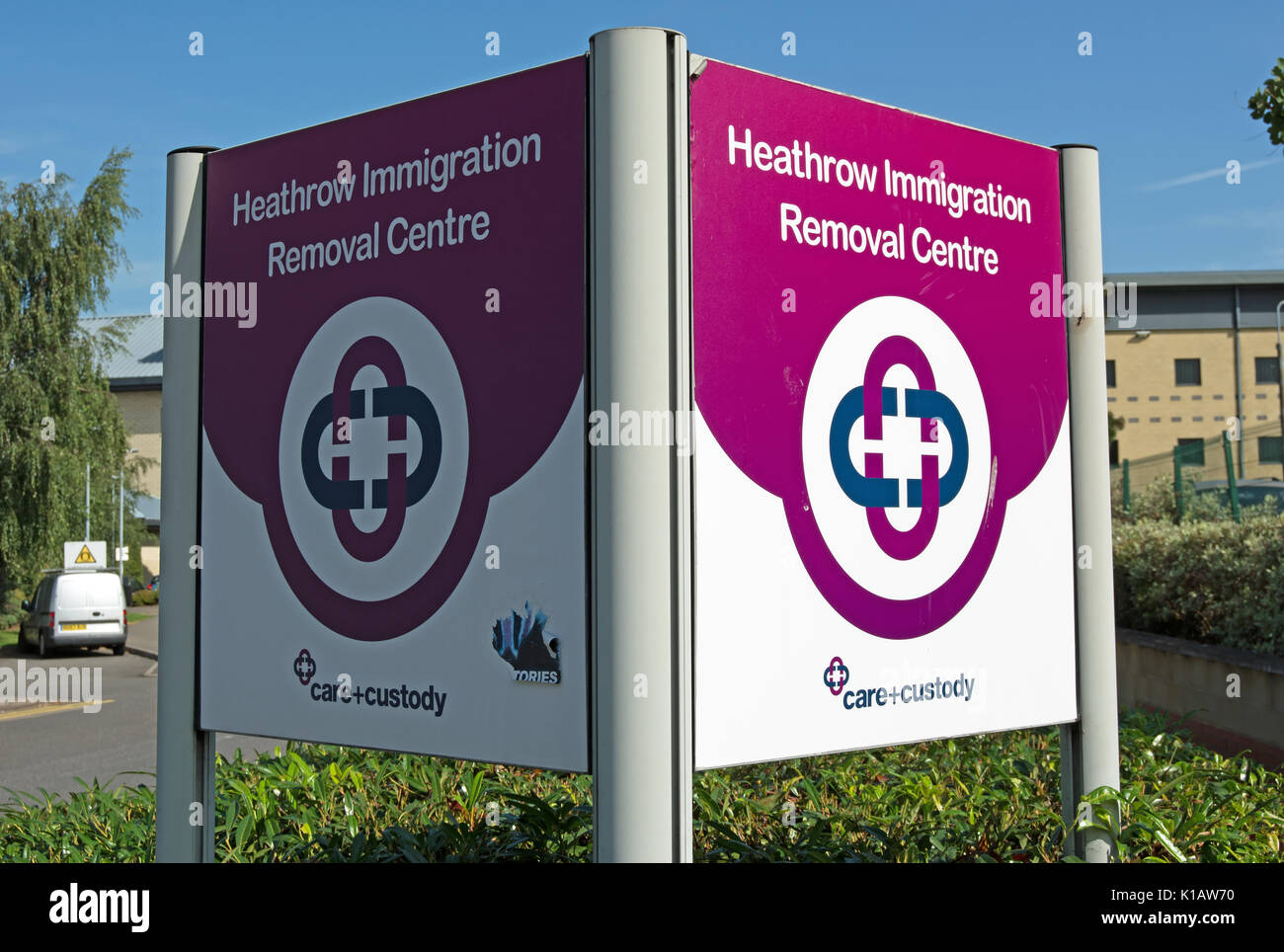 Immigration removal centre hi-res stock photography and images - Alamy