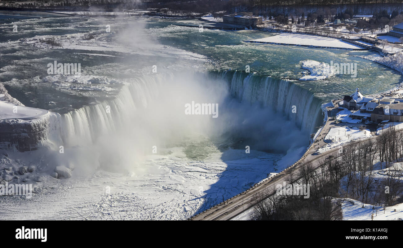 Rainbow bridge border between canada hi-res stock photography and ...