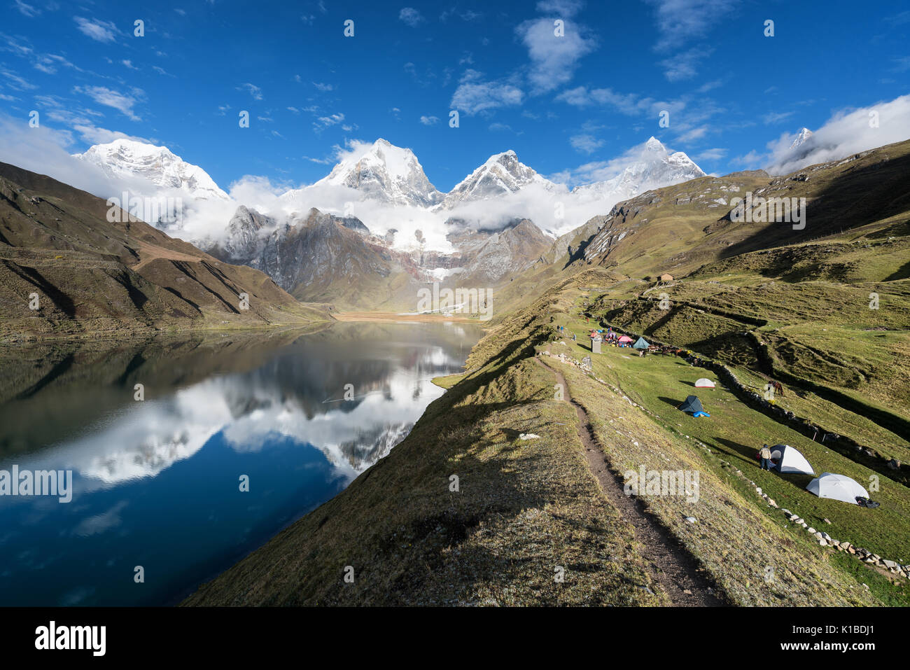 Cordillera huayhuash tent hi-res stock photography and images - Alamy
