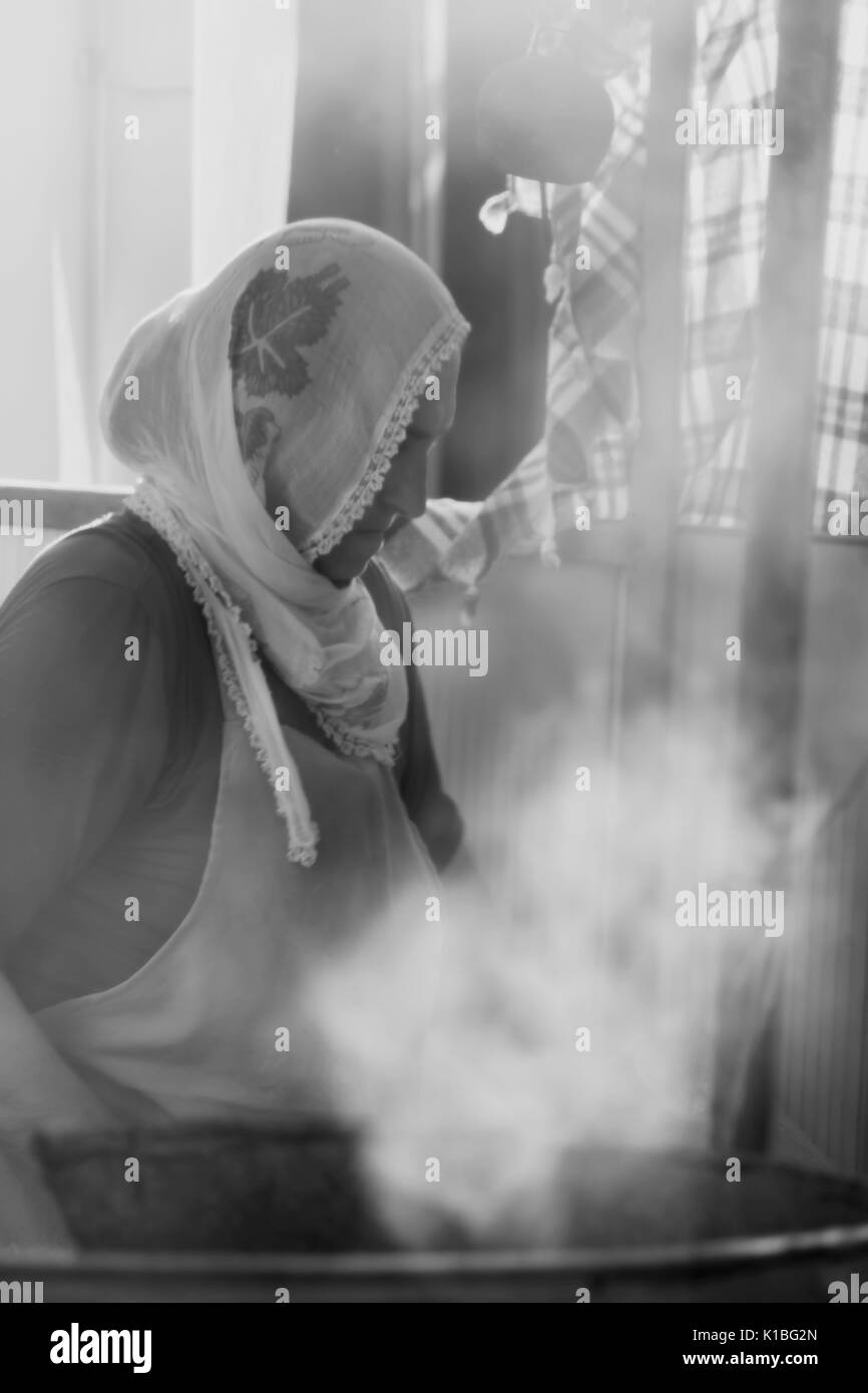 Woman turkey food Black and White Stock Photos & Images - Alamy