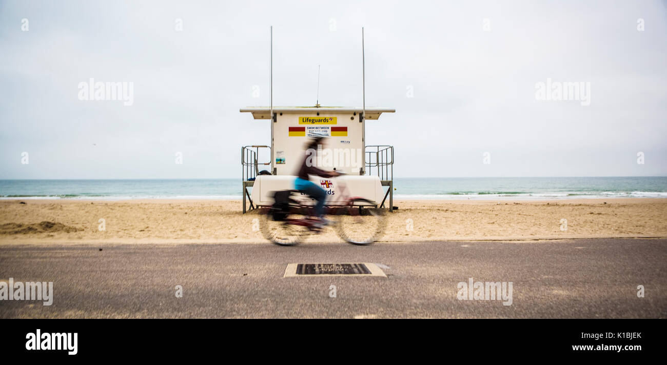 Bournemouth station hi-res stock photography and images - Alamy