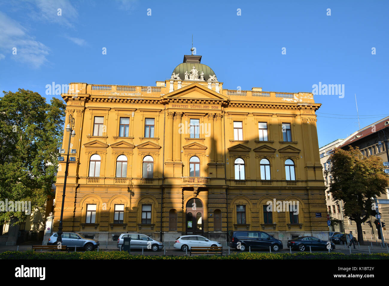 Yellow building architecture in Zagreb, Croatia Stock Photo - Alamy