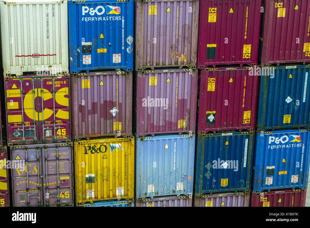 Containers stacked up at Hull docks Stock Photo - Alamy