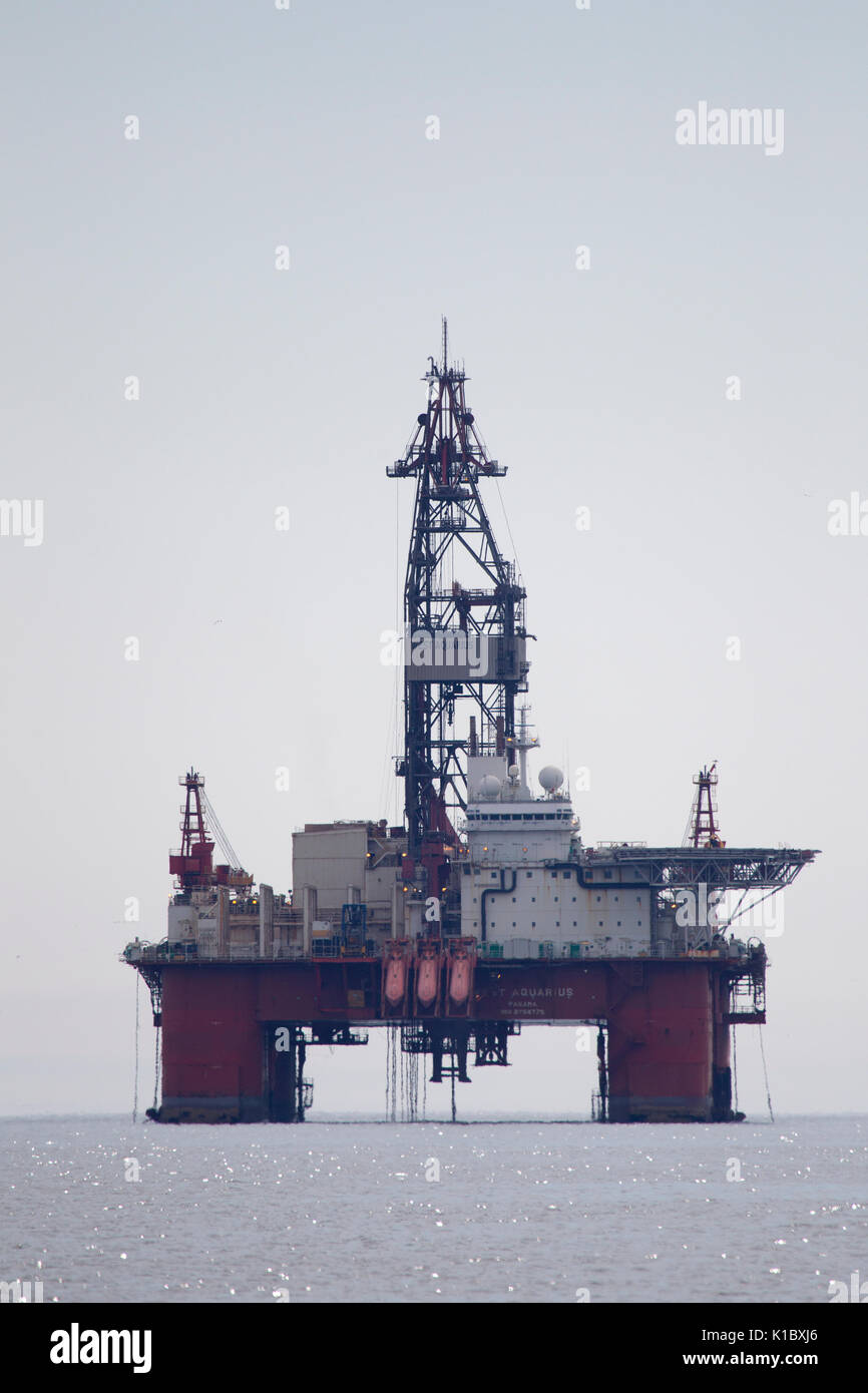Oil Drilling Platform Stock Photo - Alamy