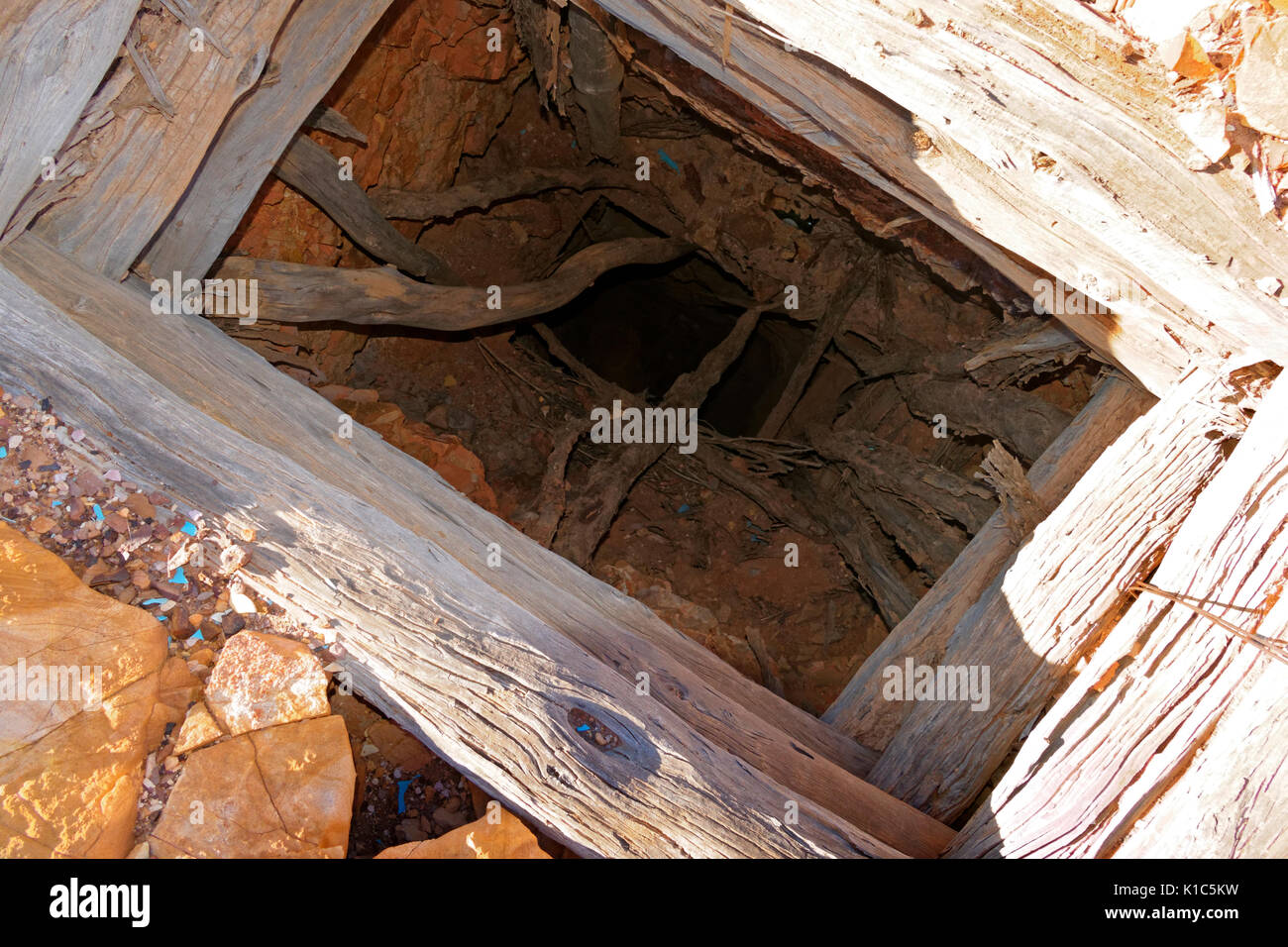 Mine shaft entrance hi-res stock photography and images - Alamy