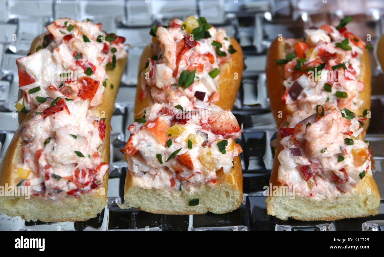 Lobster appetizer hi-res stock photography and images - Alamy