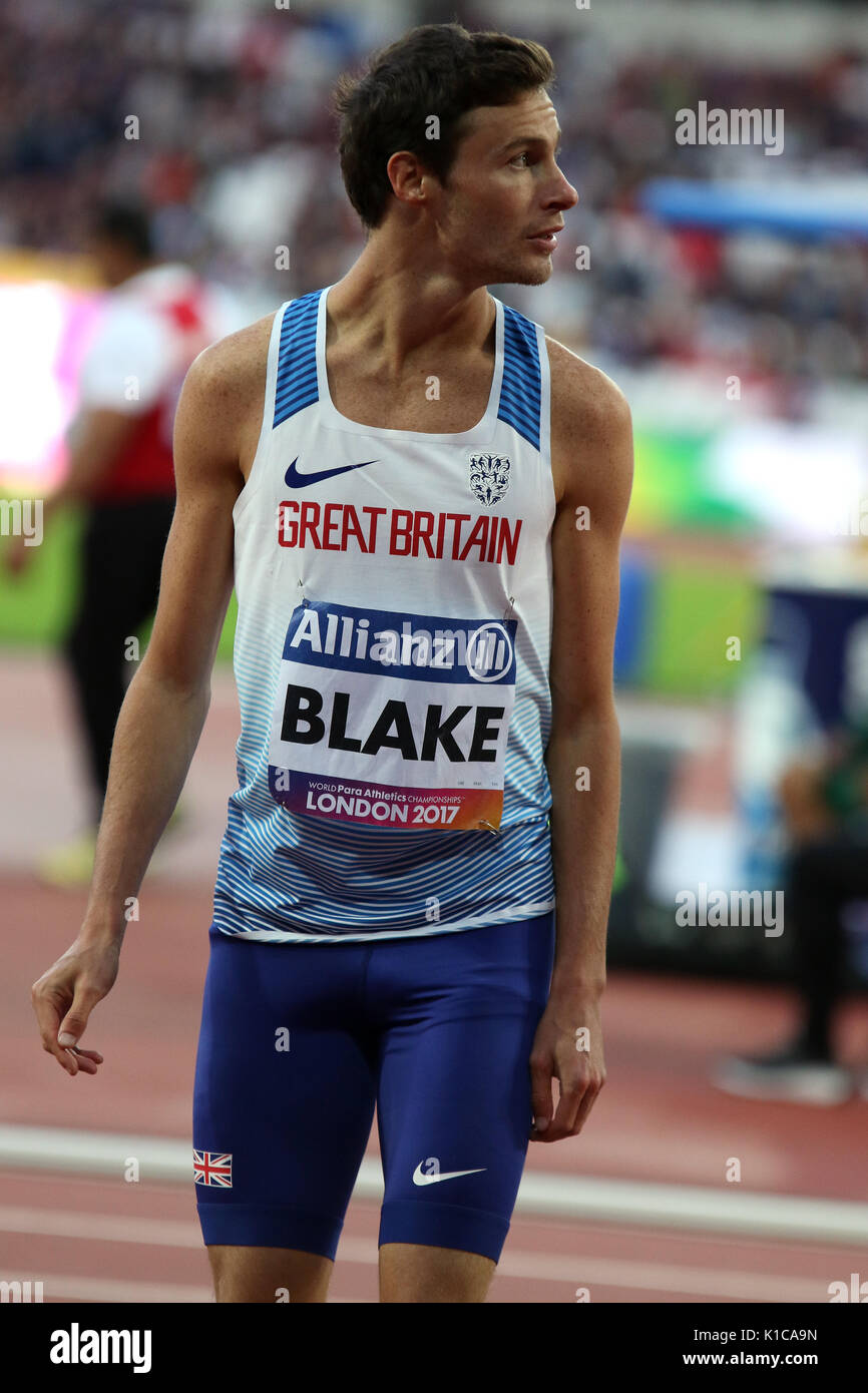 100 m sprinter hi-res stock photography and images - Alamy