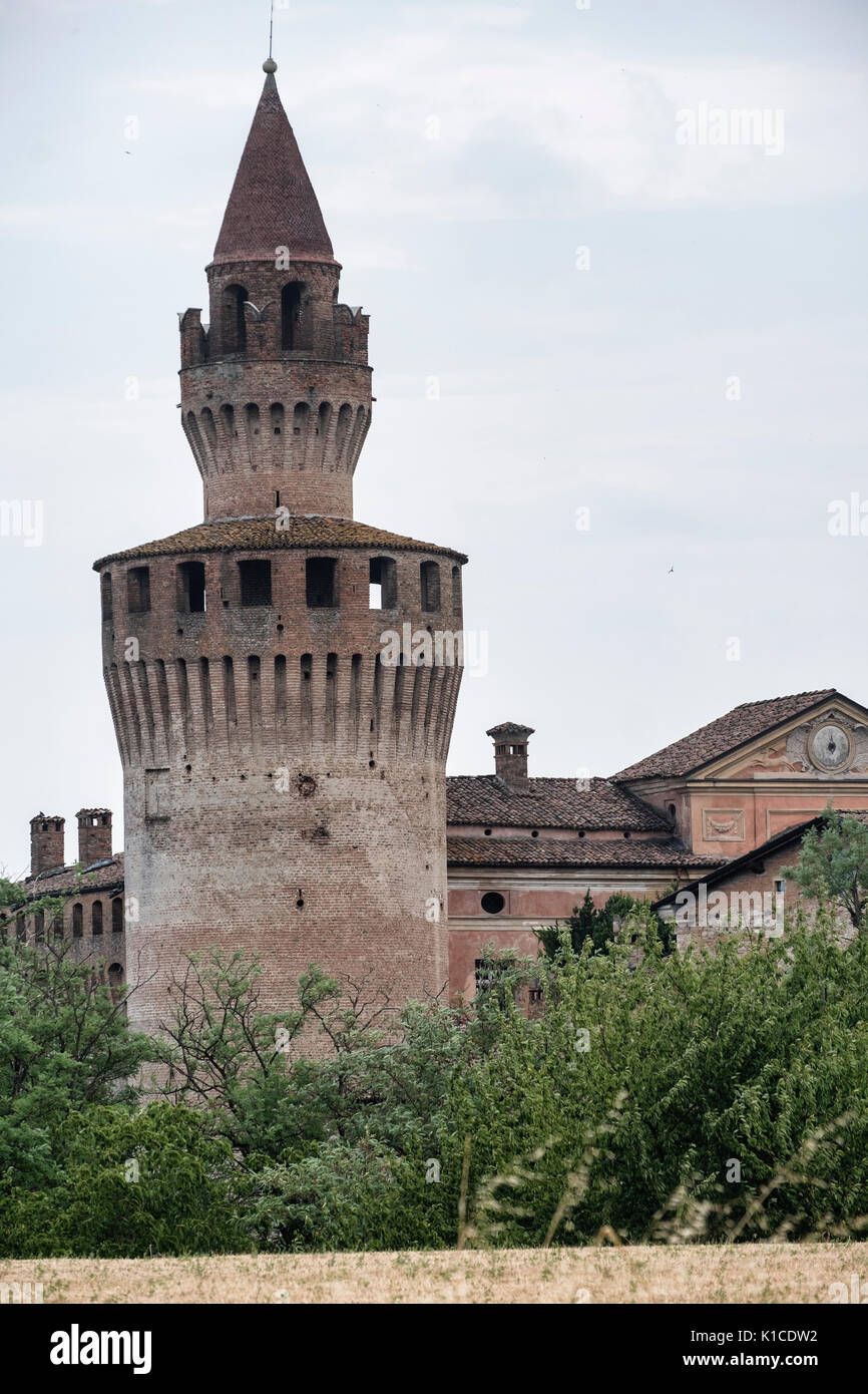 Rivalta Trebbia (Piacenza, Emilia Romagna, Italy): the historic castle ...