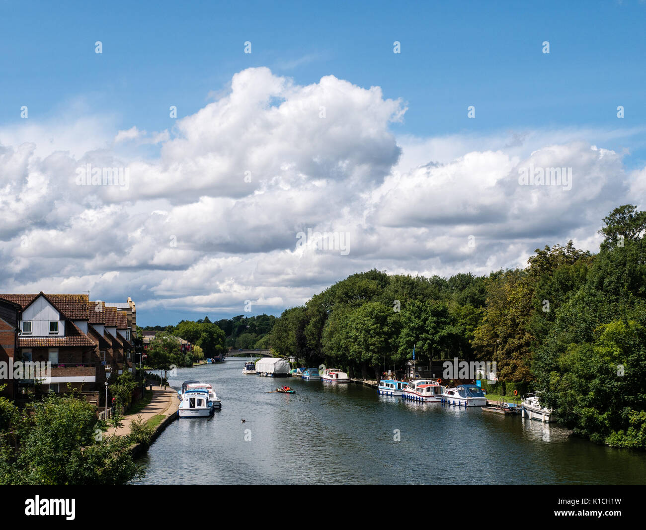 Caversham reading hi-res stock photography and images - Alamy