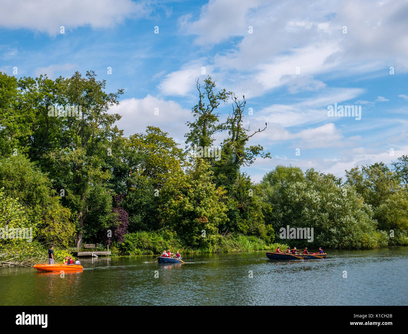 Children Rowing Practice, River Thames, Pangbourne-on-Thames, Berkshire ...