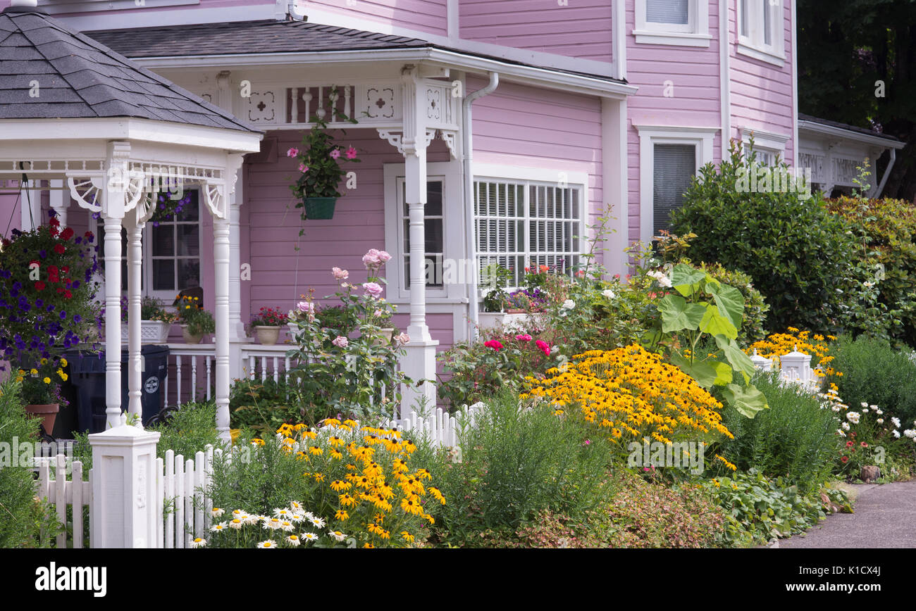A century old Victorian home, lovingly restored by the owner Stock ...