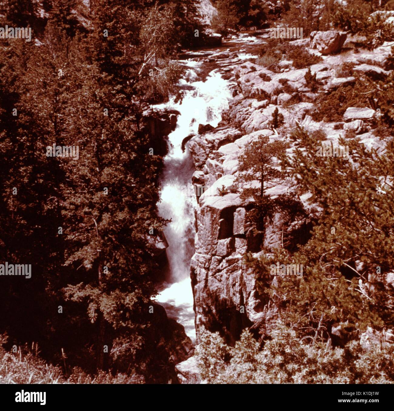 Shell falls hi-res stock photography and images - Alamy