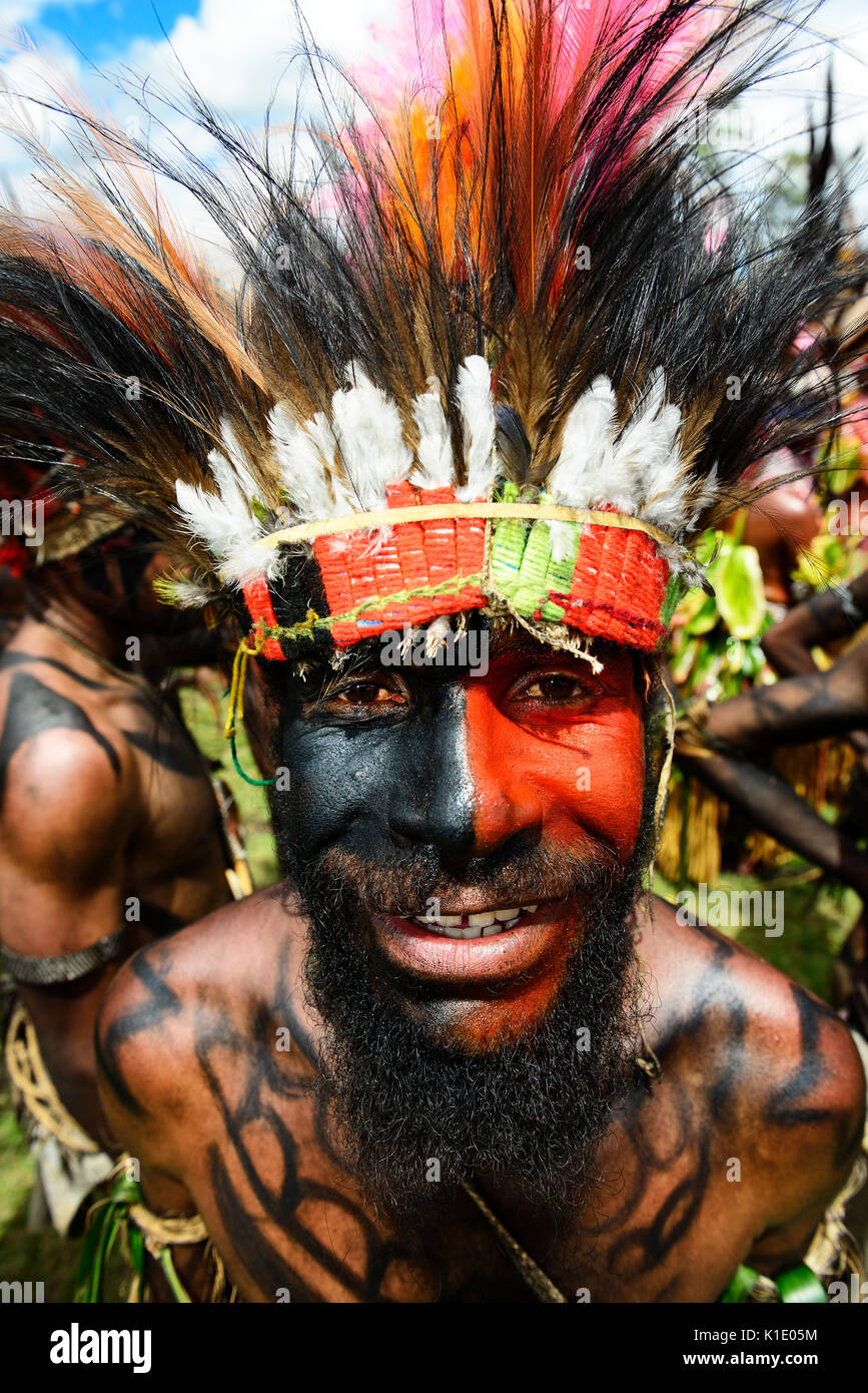Native of the Highland Tribes, Sandhown Warriors, portrait, Sing-Sing ...