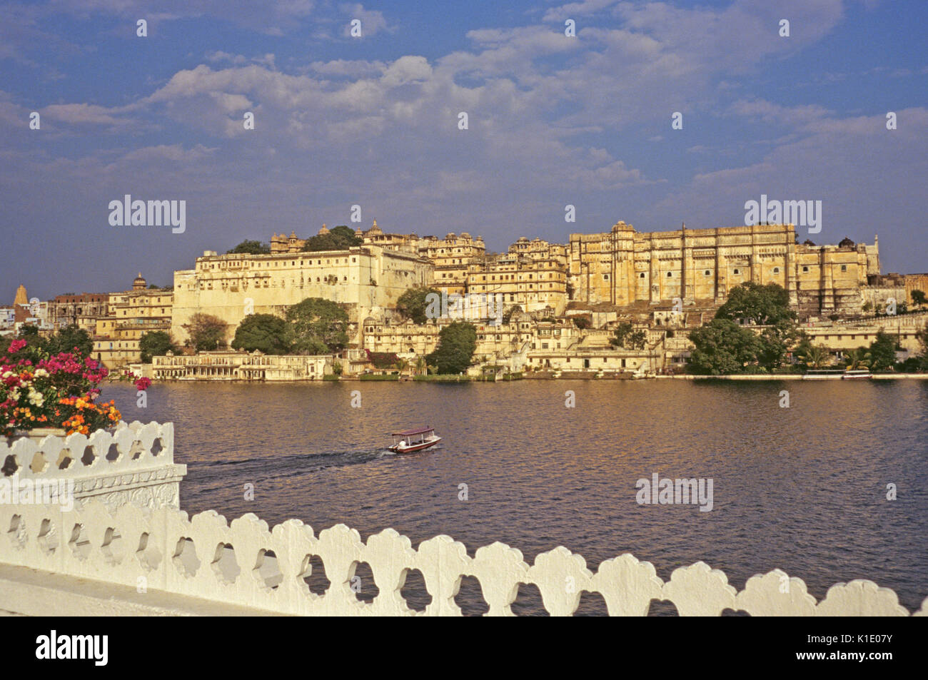 City Palace (Shiv Niwas) viewed from Lake Palace Hotel, Udaipur ...