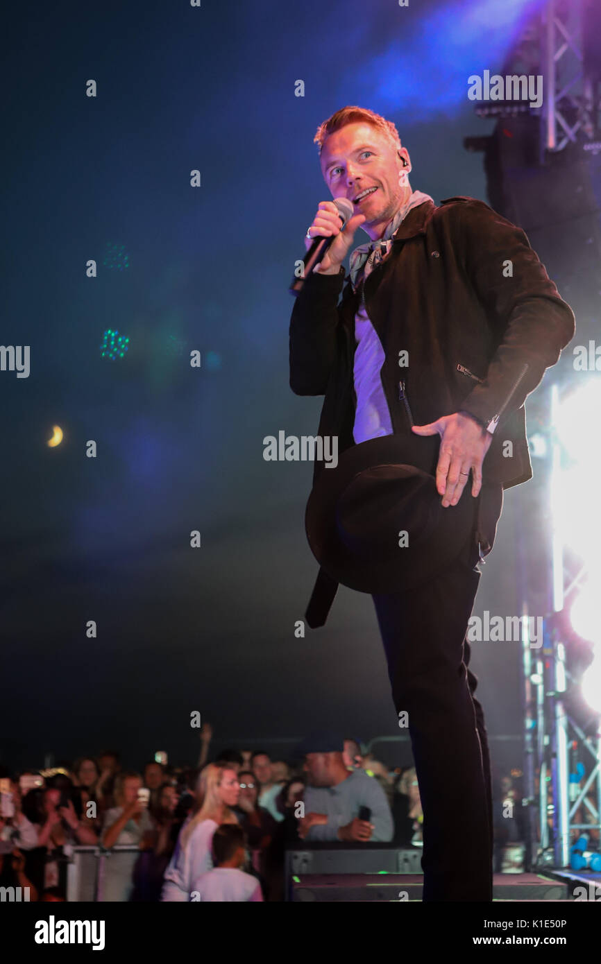 Boyzone hi-res stock photography and images - Alamy