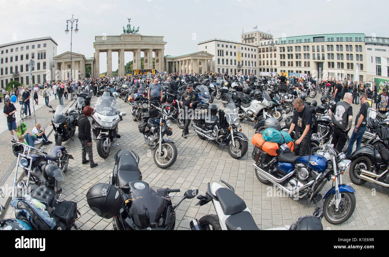 The participants of the 12th Rally ('Sternfahrt') of the Biker Union ...