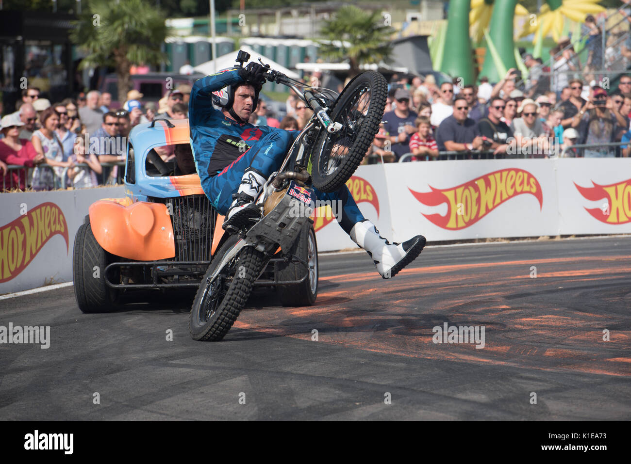 Terry grant stunt driver hi-res stock photography and images - Alamy