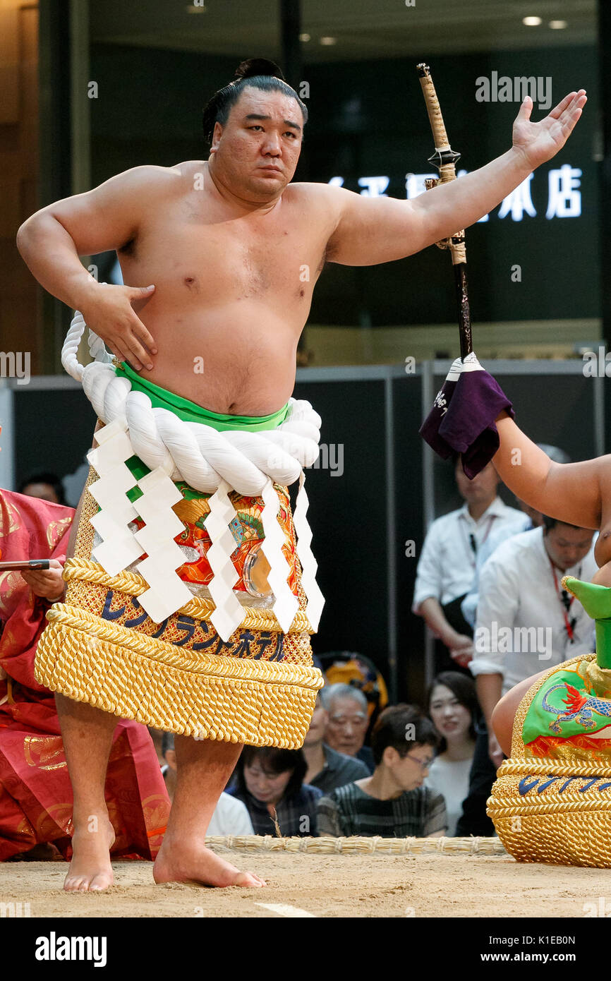 Tokyo, Japan. 27th August, 2017. Sumo wrestler Harumafuji Kohei ...