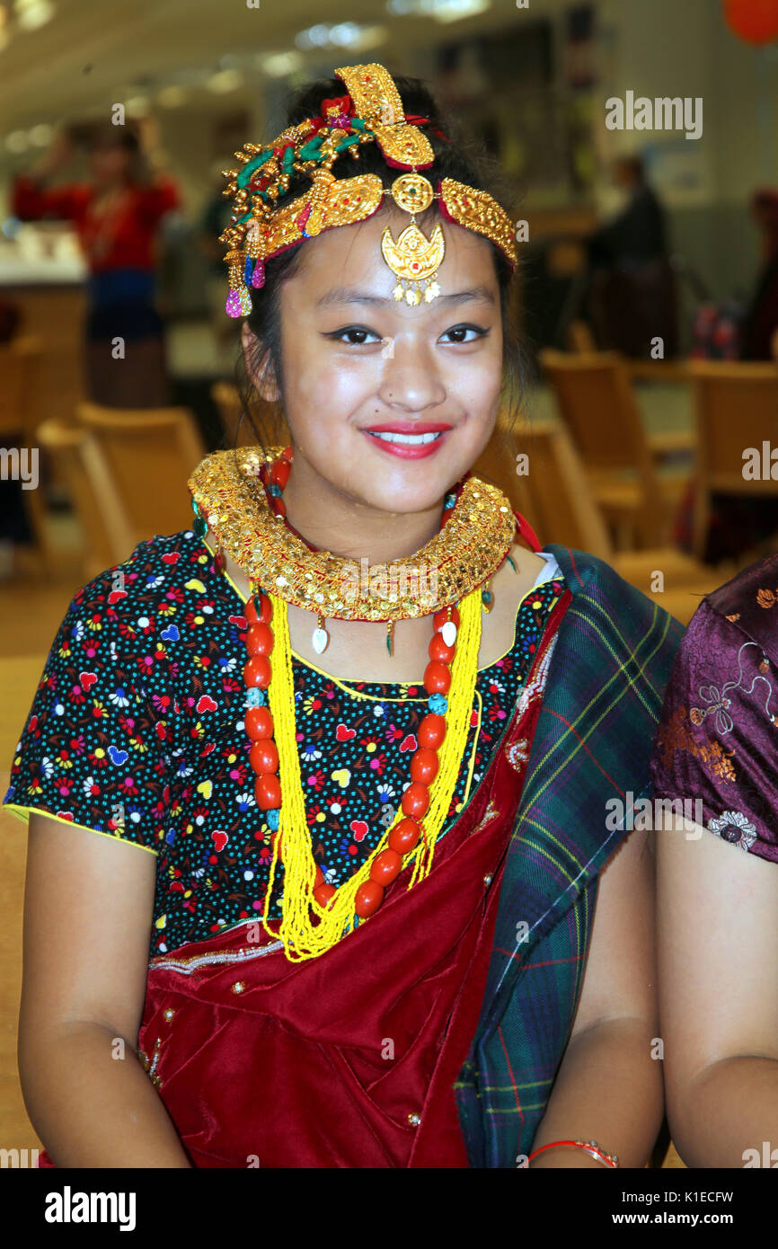 London, UK. 27th Aug, 2017. Kempton park race course was the venue for ...