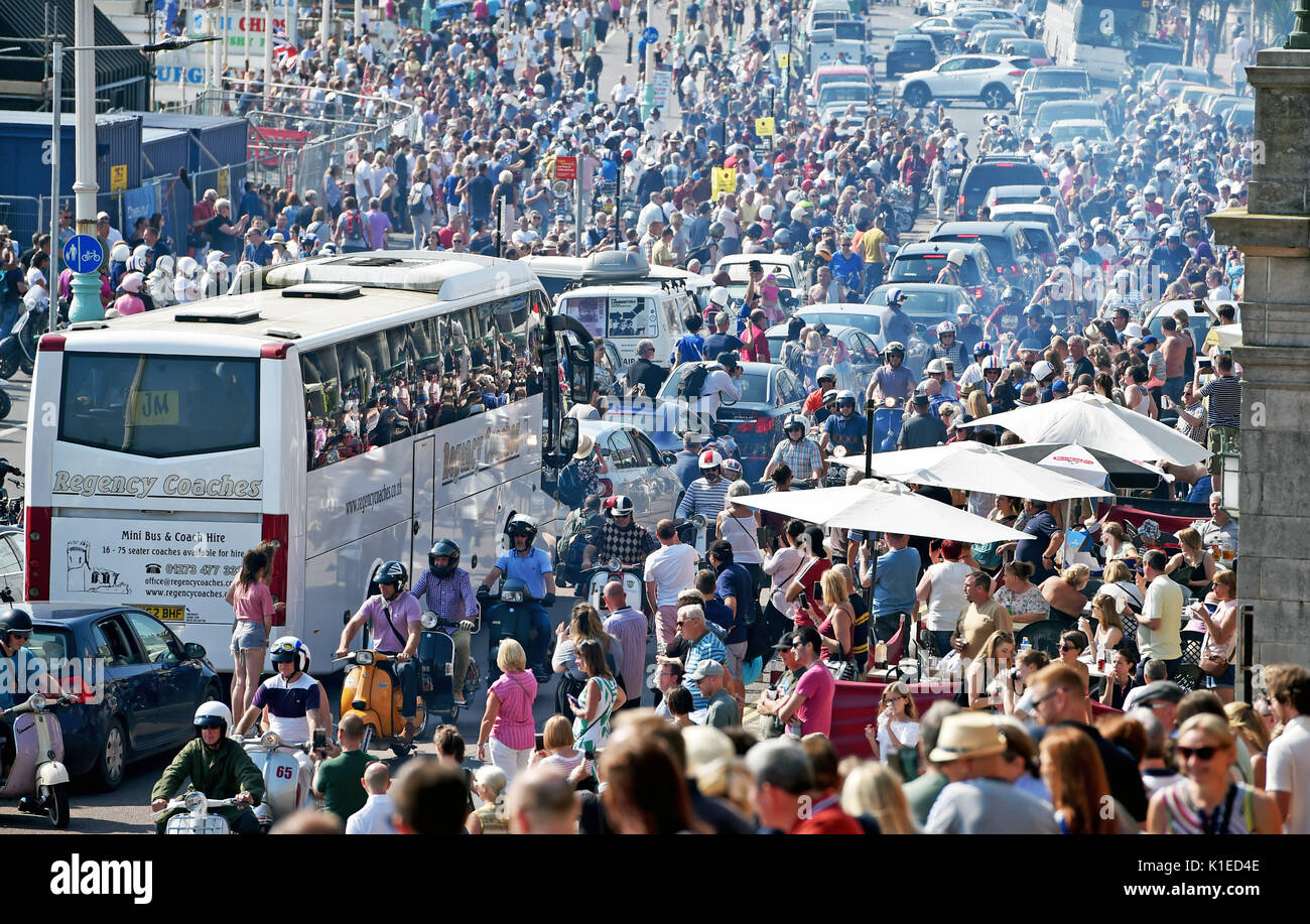 Brighton mod weekender hi-res stock photography and images - Alamy
