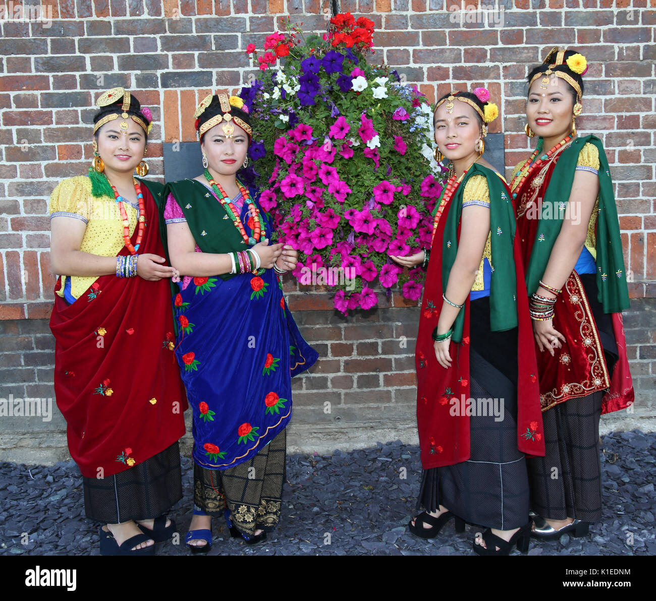 London, UK. 27th Aug, 2017. The Nepali Mela parade with the traditional ...