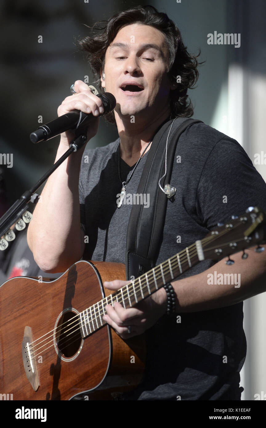 New York, United States Of America. 25th Aug, 2017. Joe Nichols ...