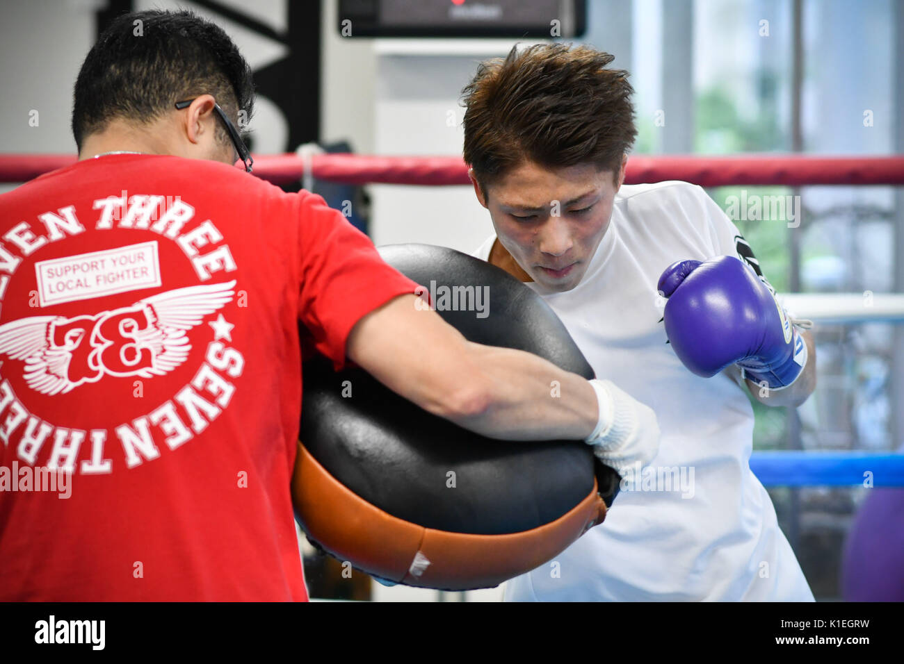 Yokohama, Kanagawa, Japan. 17th Aug, 2017. (L-R) Shingo Inoue, Naoya ...