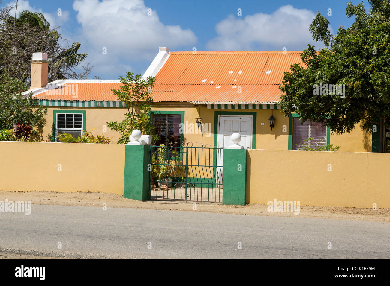 Kralendijk, Bonaire, Leeward Antilles. Middle-class Residence Stock ...