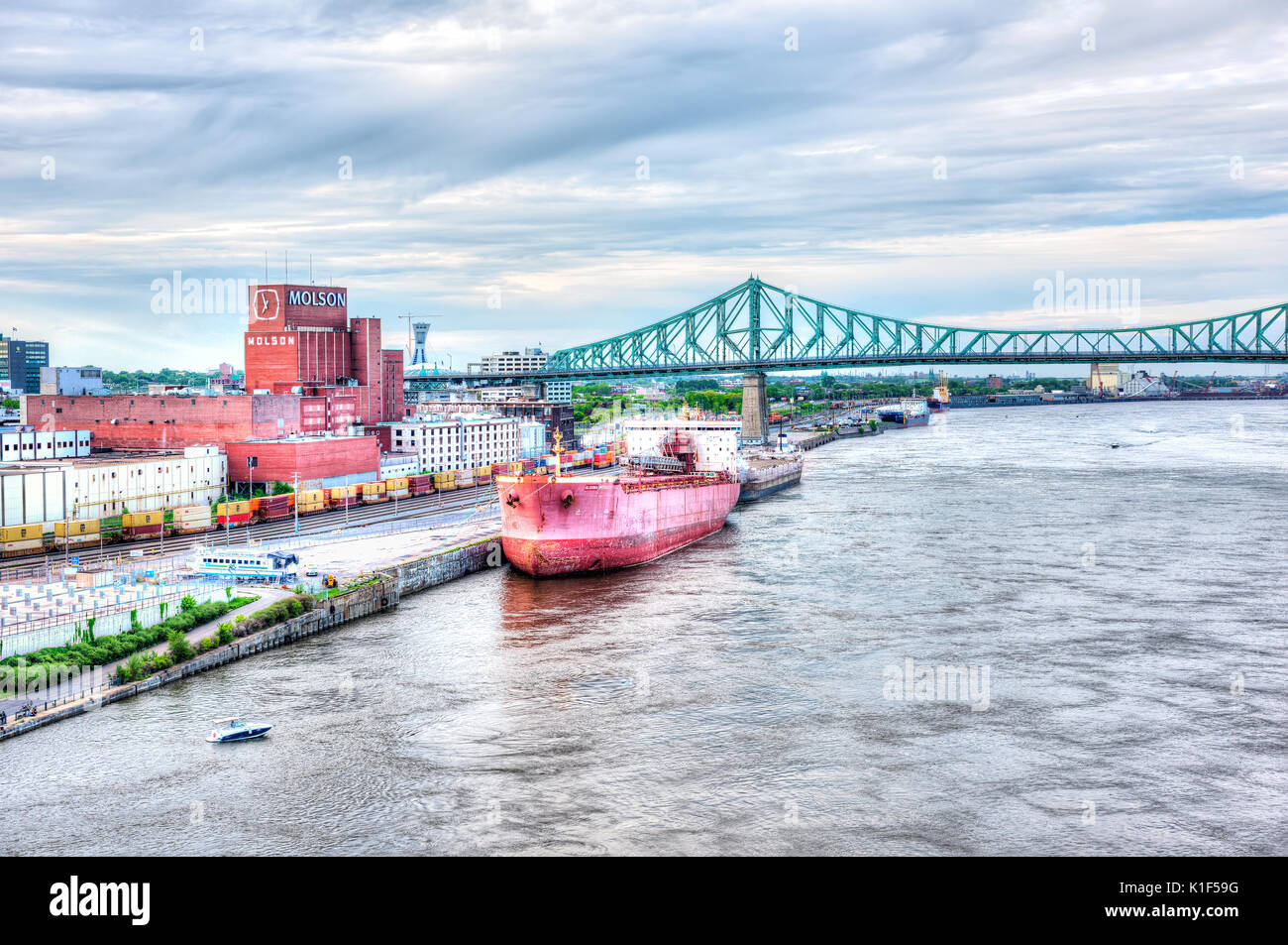 Montreal production facility hi-res stock photography and images - Alamy