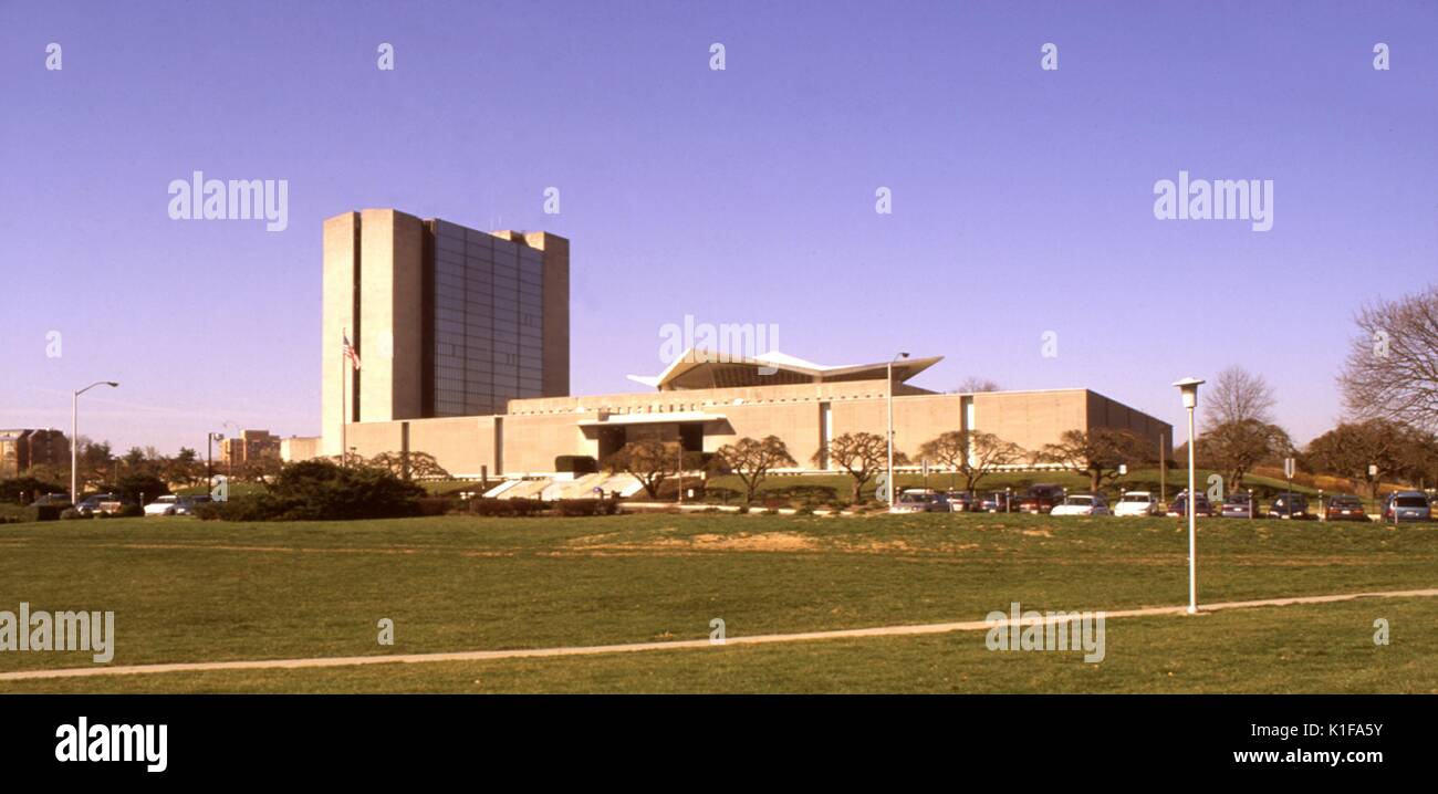 This 1999 photograph depicted the National Library of Medicine (NLM ...