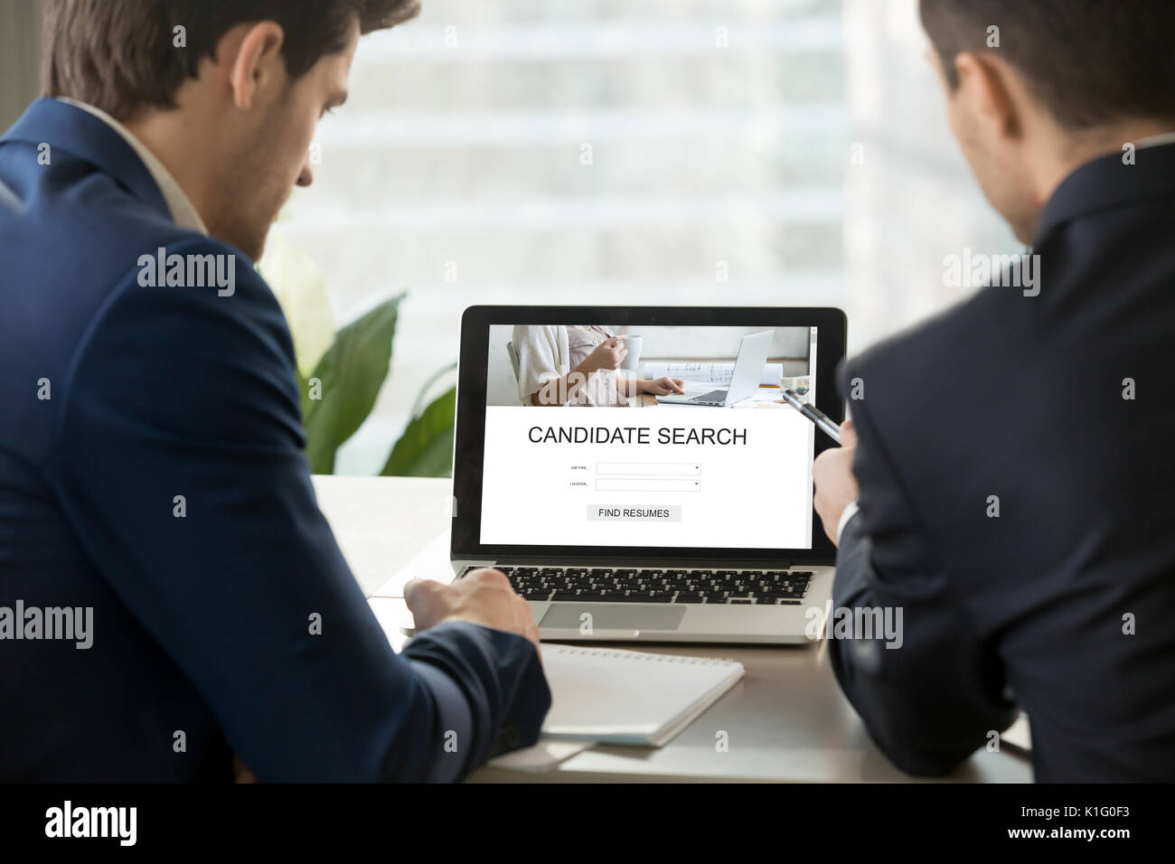 Professional staff hi-res stock photography and images - Alamy
