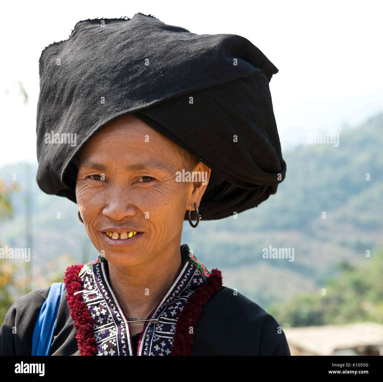 Dao woman hi-res stock photography and images - Alamy